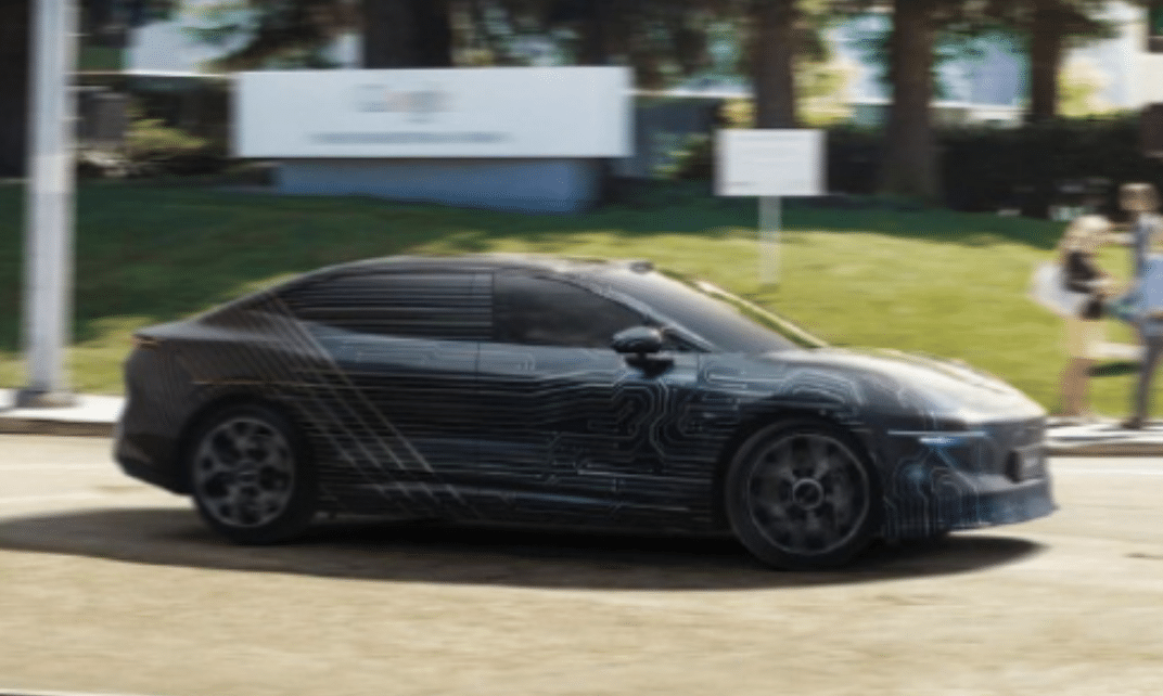 Четвертая модель китайского автопроизводителя Geely Zeekr ...