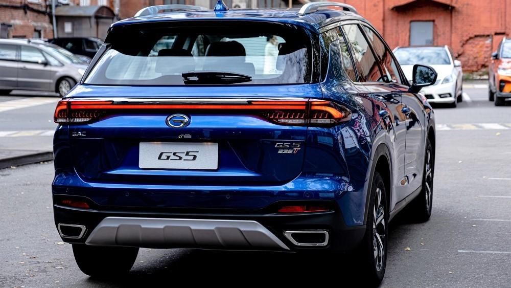 Кроссовер GAC GS5 окончательно ушел из России: чем он запомнился и какой новый кроссовер его ...